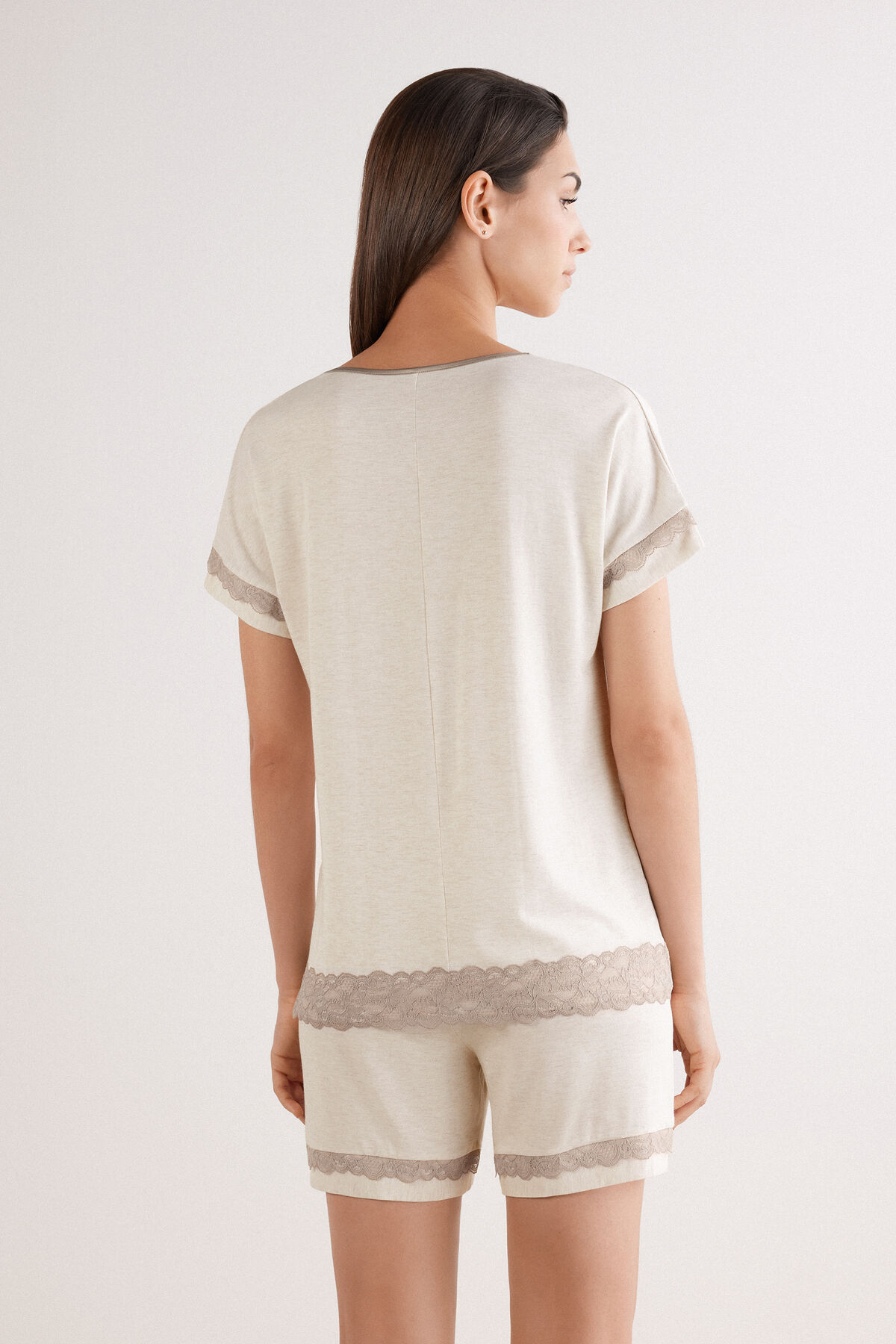 Pijamas de Mujer: Seda, algodón, lino y más | Intimissimi