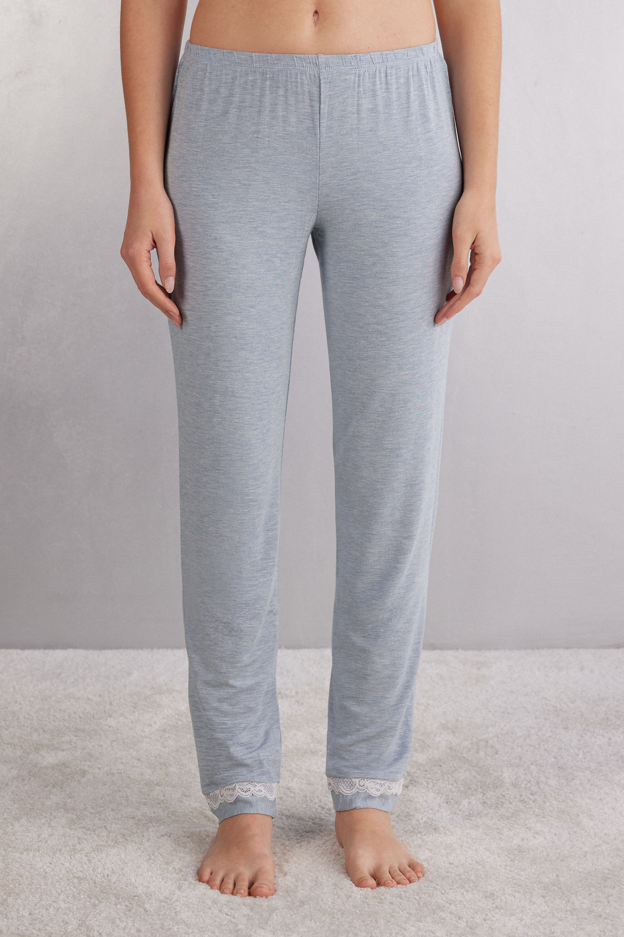 Lange Hose aus Modal mit Details aus Spitze - Variation_Master ...