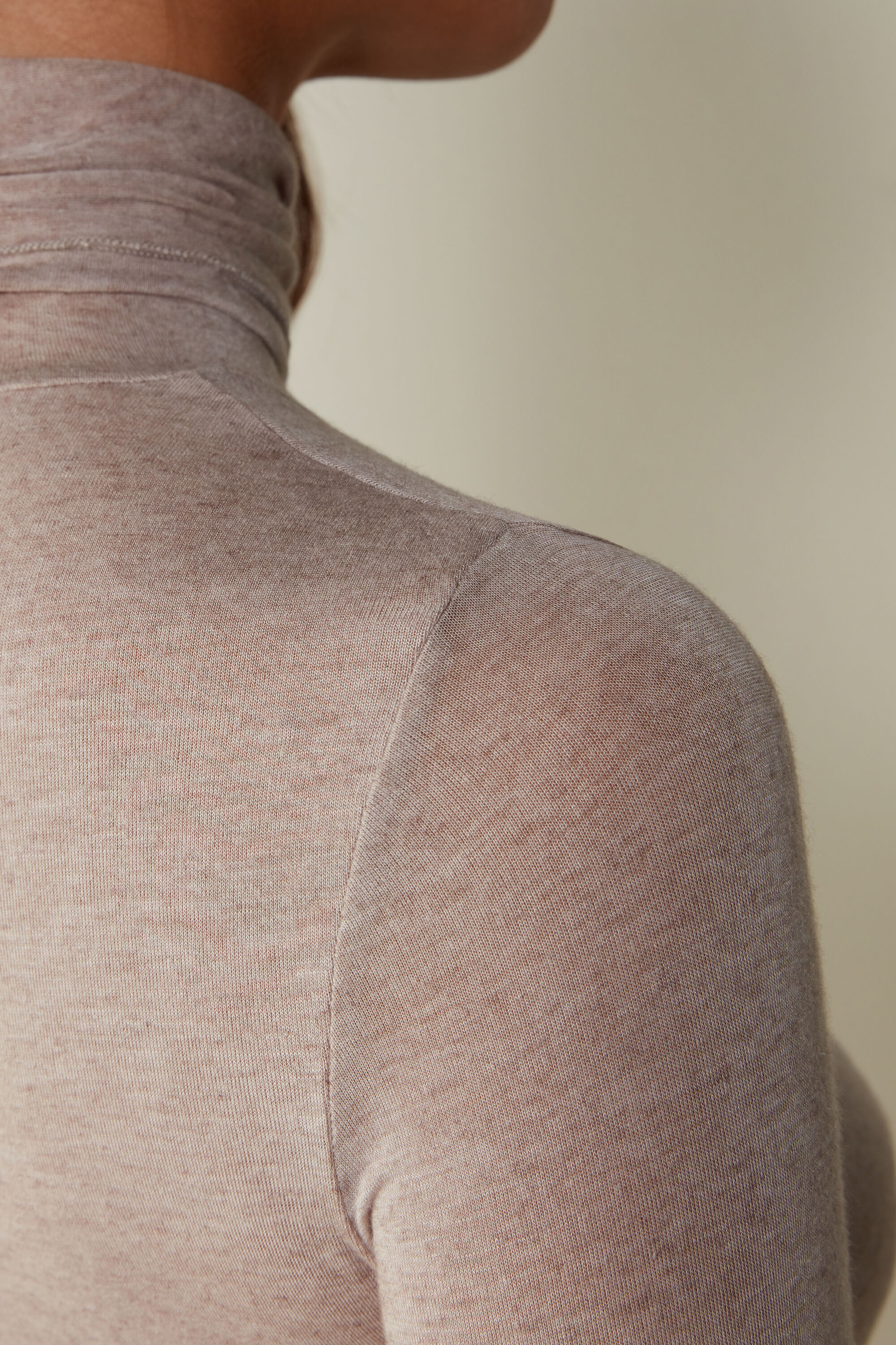 Modal Cashmere Ultralight High-Neck Top | Intimissimi