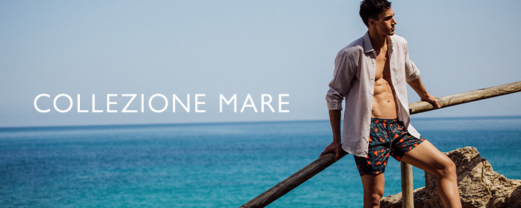 Costumi da bagno uomo: tanti boxer e slip da mare | Intimissimi